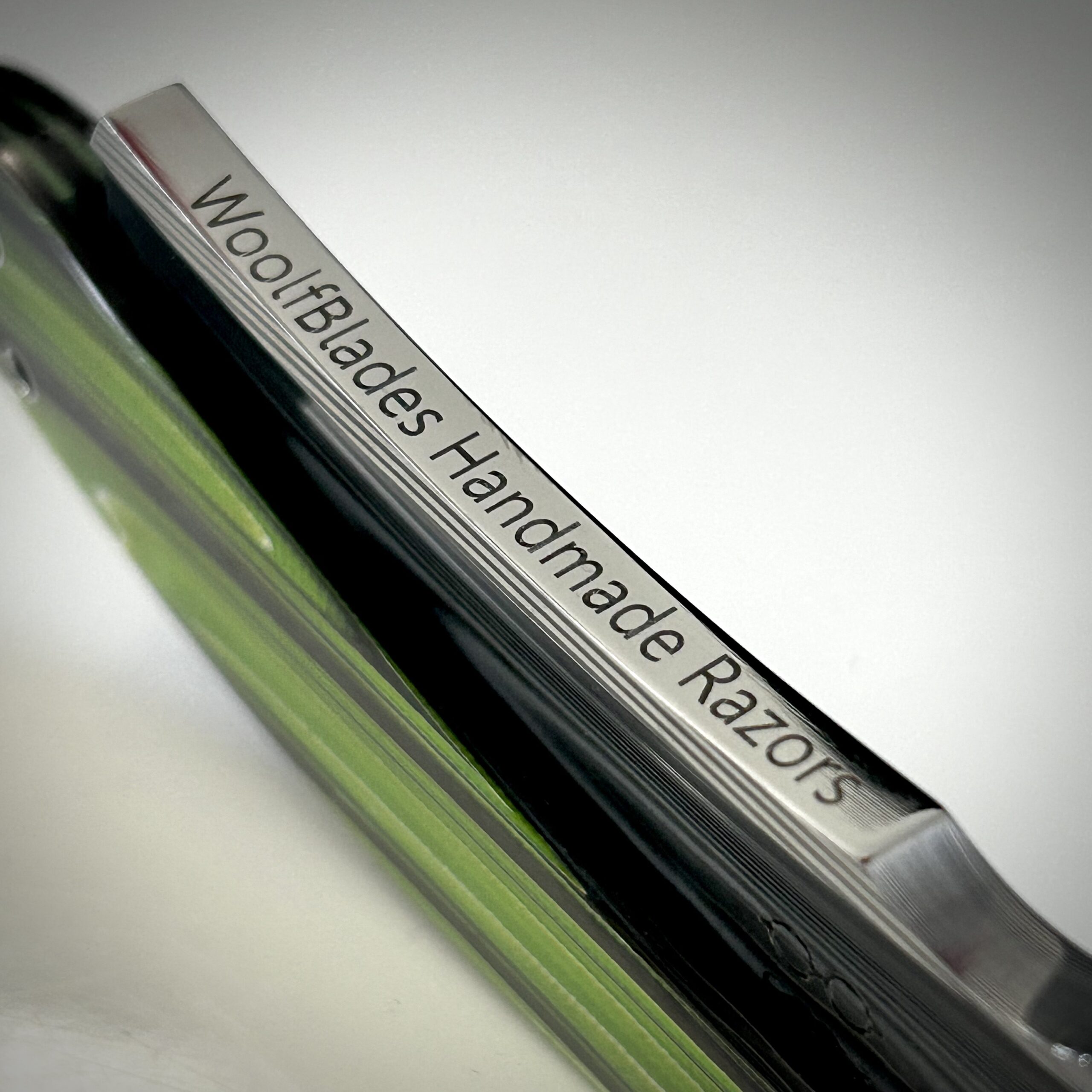 Woolfblades 421 Custom Made in a Parallel pattern Damasteel razor ,And ...